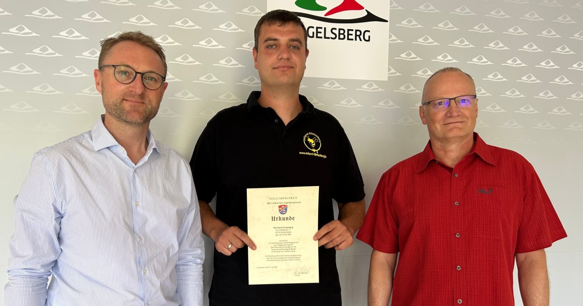 Kevin Klinkenberg bleibt Bienensachverständiger | Vogelsbergkreis